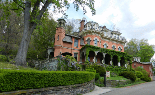 Harry Packer Mansion - Attractions - D&L - Delaware & Lehigh
